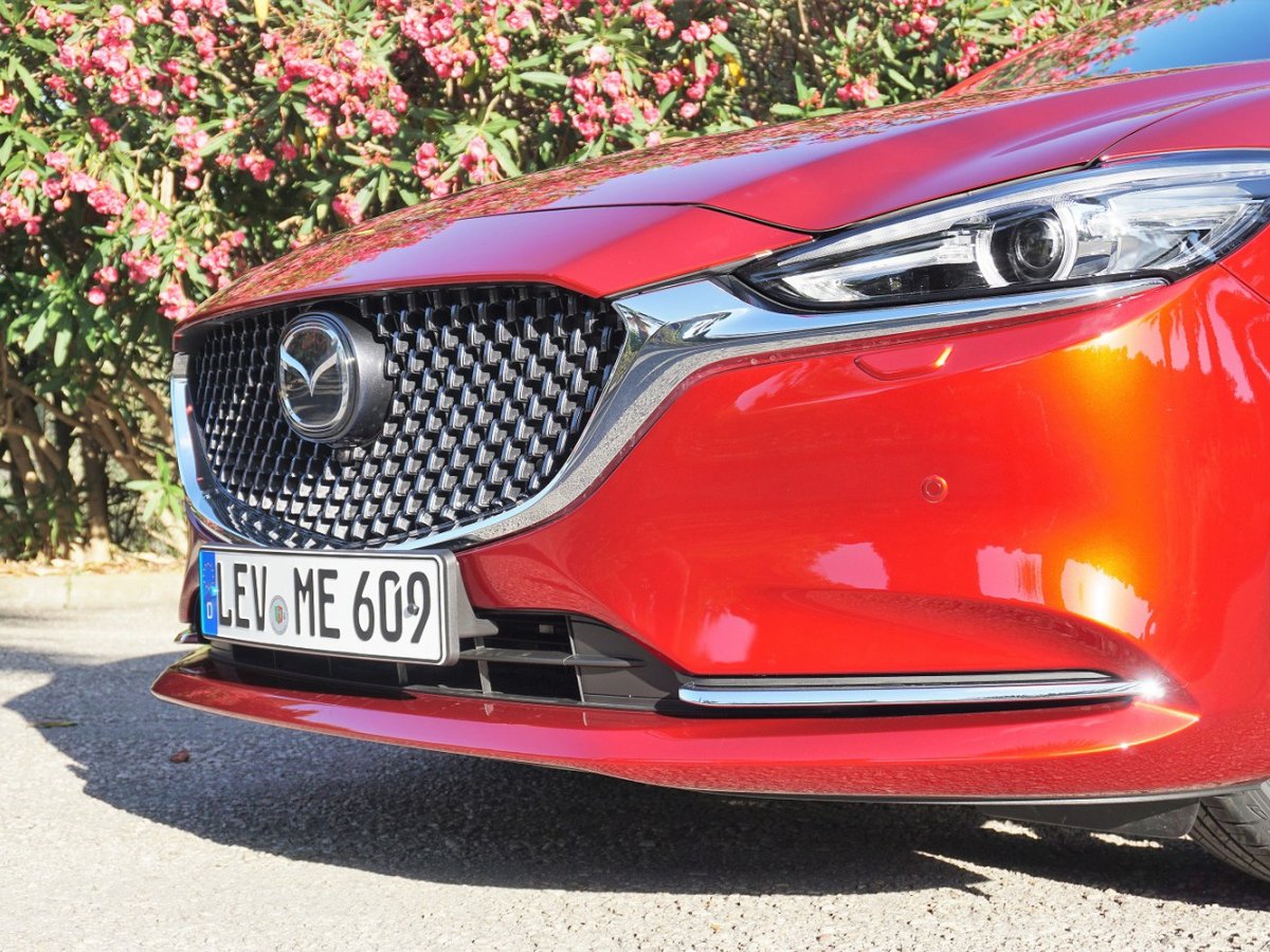 Mazda Signature-Sondermodelle: Mehr Ausstattung und neue Kombinationen ...