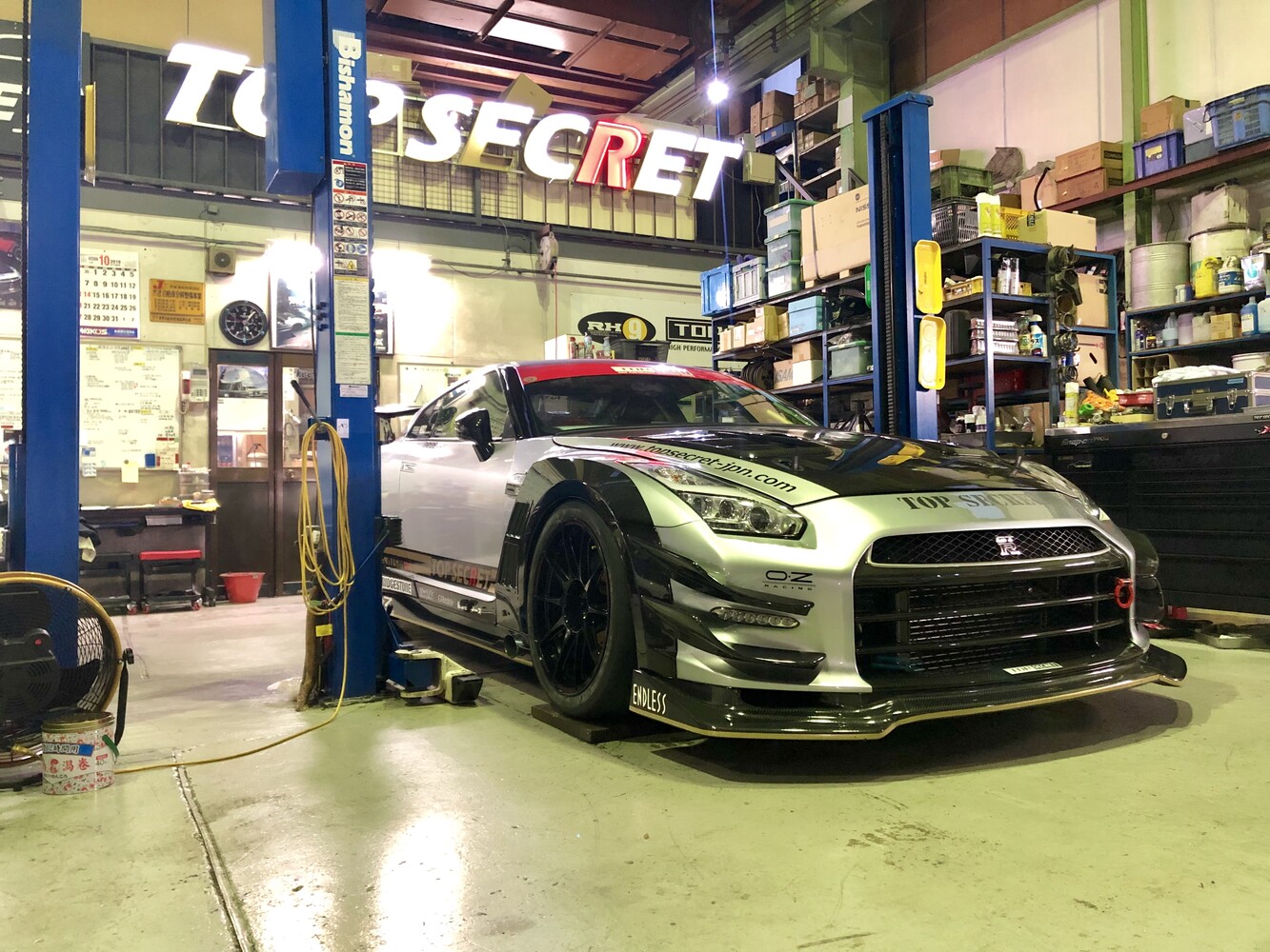 Auto-Tuning in Tokio: 1.100 PS im Nissan GT-R | Autonotizen